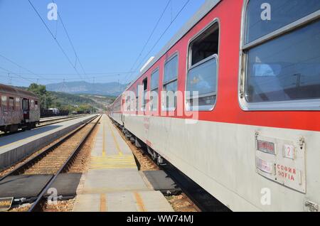 Varna train station, Varna, Bulgaria Stock Photo - Alamy