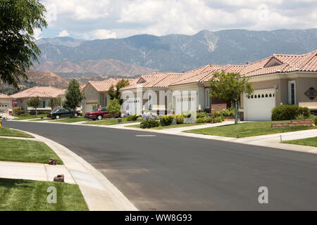 Residential complex in Palm Springs, CA, USA Stock Photo - Alamy