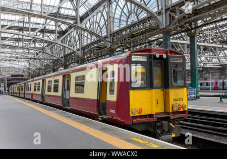 British Rail Class 314 in carmine and cream livery returning to Glasgow ...