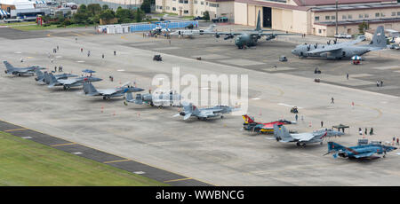 Yokota Air Base open day Tokyo Japan Stock Photo - Alamy