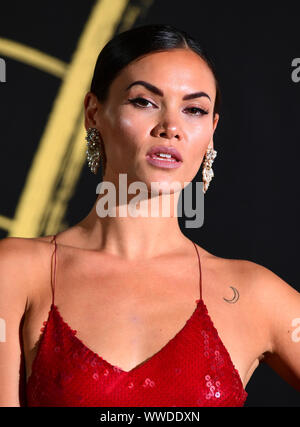 Sinead Harnett on the red carpet for Naomi Campbell's Fashion For ...