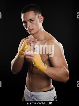 Wrapping tape for boxing / martial arts hand wrap , wrist wrap , Kumpur ...