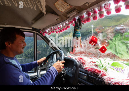 26 August 2019, Turkey, Kusköy: Muazzez Kocek communicates in pipe ...