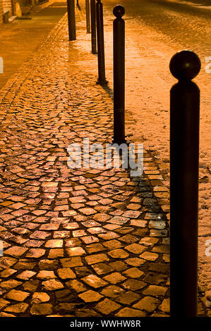 Wet cobble stones Stock Photo - Alamy