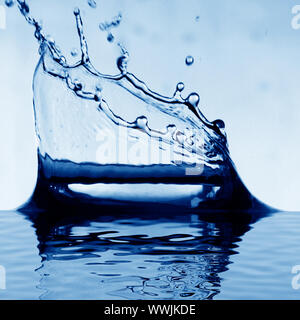 colossal water splash macro close up Stock Photo - Alamy
