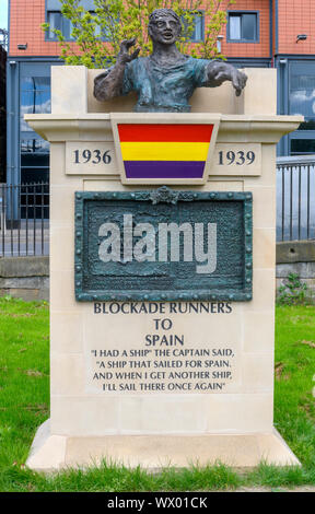 Blockade Runners to Spain Memorial, Glasgow Stock Photo - Alamy