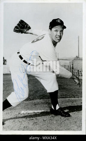 Cleveland Indians', Bob Feller, pitching to New York Yankees' Joe ...