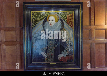 Portraits of Royalty - Hever Castle Stock Photo - Alamy