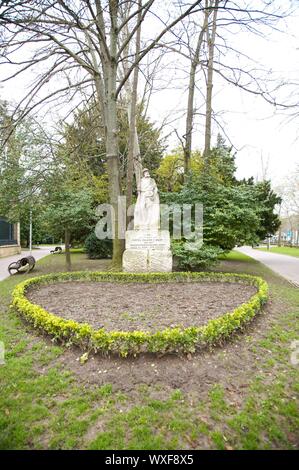 public statue of spanish explorer iradier Stock Photo - Alamy