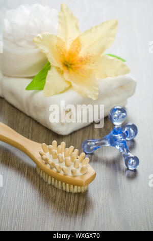set of bath articles on wooden background Stock Photo - Alamy