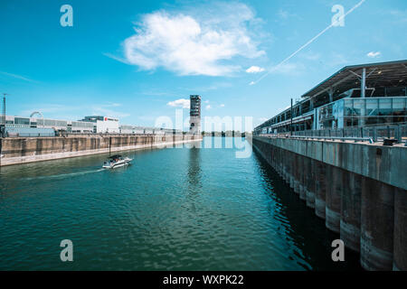 Montreal Cruise Terminal, Quebec Stock Photo - Alamy