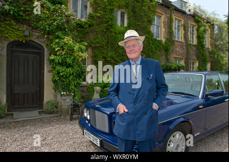 Sir Benjamin Slade, the 7th.baronet at his home, Maunsell House ...