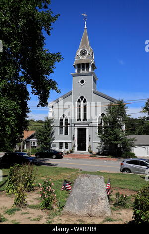 A home in the town of Sandwich, Cape Cod, Massachusetts Stock Photo - Alamy