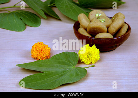 Apta leaf for Dussehra or Dasara, an Indian festival Stock Photo - Alamy