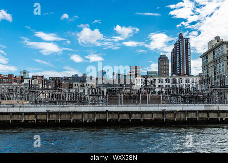 Consolidated Edison Power Plant in Manhattan seen from East River, New ...