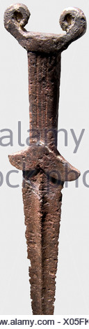 An Ancient Near Eastern short sword - "Akinakes", 3rd - 2nd centuries ...