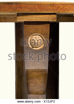 Adolf Hitler - a round table from the marble gallery of the "Neue ...