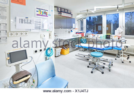 hospital room station ecg Stock Photo - Alamy