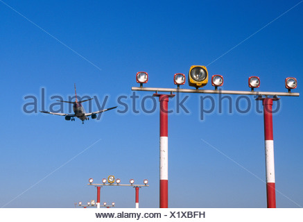 Approach lights and signals of an airport Stock Photo: 49039772 - Alamy
