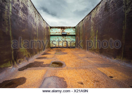 Rusty old shipping container Stock Photo: 309848399 - Alamy