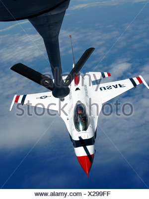 An Altus KC-135 Stratotanker refuels a United States Air Force Stock ...