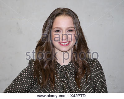 Singer Oonagh Stock Photo: 147247443 - Alamy