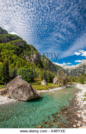Landscape of Mello Valley - Val di Mello Lombardy - Italy Stock Photo ...