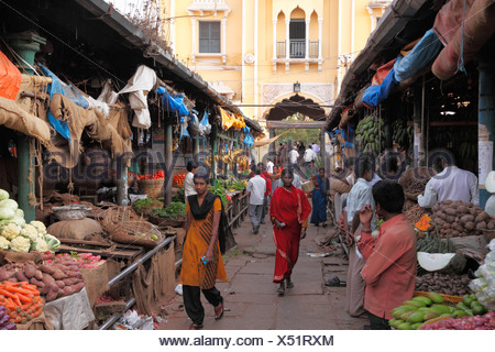 Asia, India, Karnataka, Mysore, Devaraja Market, Portrait of an Stock ...