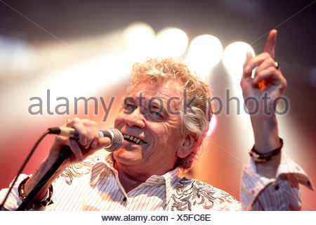 Dan McCafferty, lead singer of the rock band "Nazareth" at a concert ...
