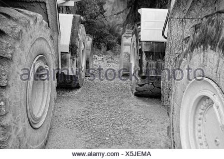Front end loader black and white Stock Photo: 15964593 - Alamy