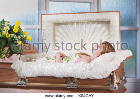 A Deceased Young Woman In A Coffin Stock Photo - Alamy