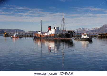 Whaling Trawler, Hvalur 9 Stock Photo - Alamy