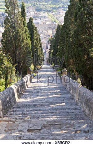The 365 steps in Pollenca, Mallorca which lead to the Calvari Church ...