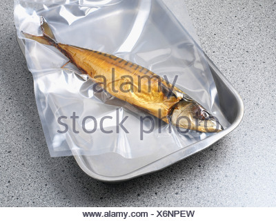 Vacuum packed fish Stock Photo: 18996173 - Alamy