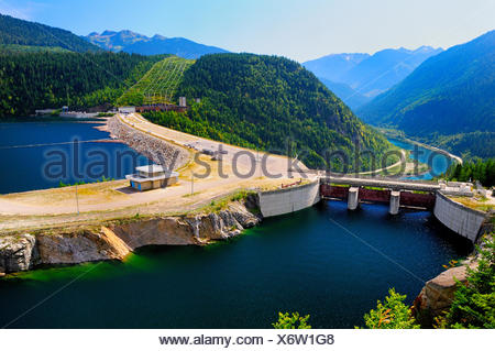 The Mica Dam spans the Columbia River at the north end of Lake ...