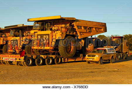Special transport of Caterpillar 777D Off-Highway trucks for diamond ...