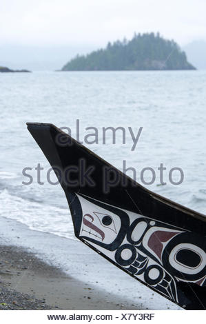 Loo Plex, replica of the Bill Reid cedar canoe, Lootaas, Wave Eater ...