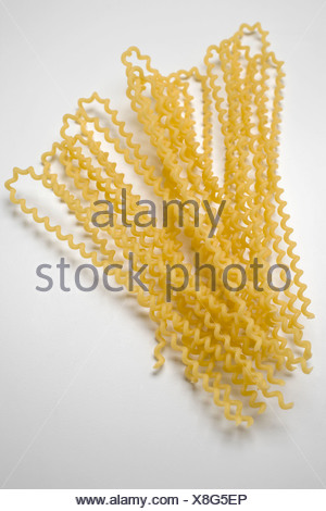 Fusilli lunghi (long pasta spirals Stock Photo - Alamy