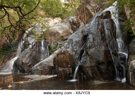 Kutralam waterfalls, Kuttralam, Kuttalam, Courtallam, Western Ghats ...