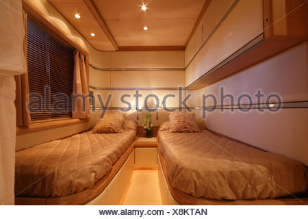 Cabin room / cabin rooms / bedroom / bed room with bunk beds berth for ...
