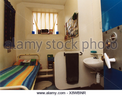 Prison cell at Portland Young Offenders Institution, Portland Stock ...