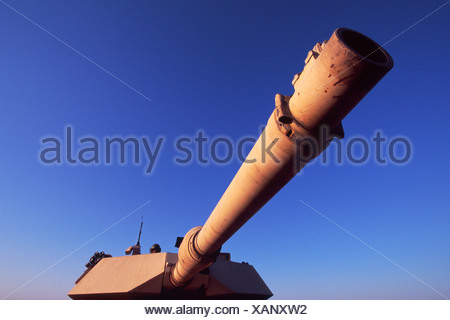 The 120mm Main Gun of the M1A1 Battle Tank Stock Photo - Alamy
