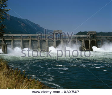 USA OREGON COLUMBIA RIVER McNary Hydroelectric Dam Columbia River Stock ...