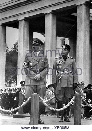 Adolf Hitler and Benito Mussolini, 1938 Stock Photo - Alamy