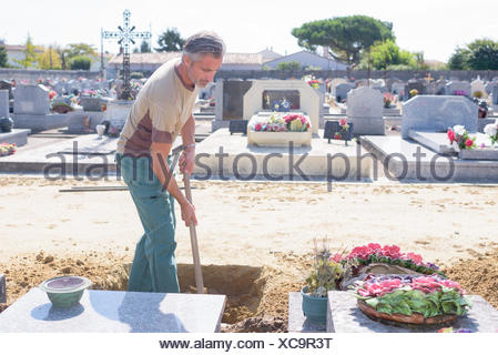dirt burial hole funeral graveyard death die loss cemetery mourning ...
