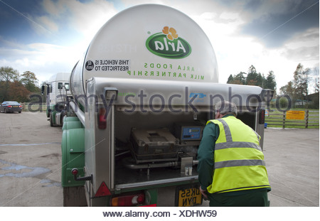 Arla Barony College Dumfries dairy milk tanker farm farms farming Stock ...