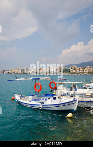 Kalamata, Peloponnes, Griechenland - Angeln boote Hafen von Kalamata ...
