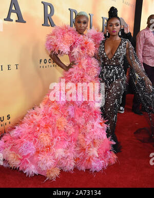 USA. Cynthia Erivo , Janelle Monae und Leslie Odom Jr. in einer Szene ...