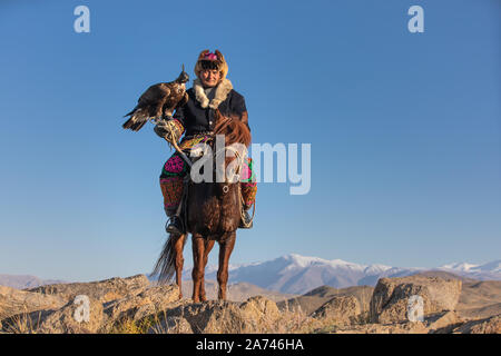 Kasachstan Mongolei Altai kasachischen mongolische Mädchen Asien ...
