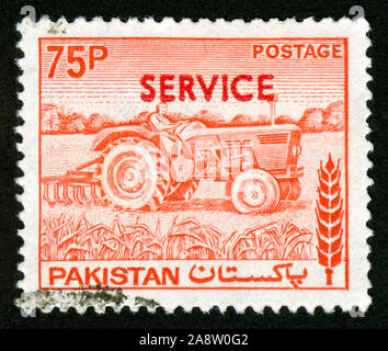 Foto Stempel Pakistan, Landwirtschaft, Traktor Stockfotografie - Alamy